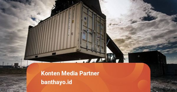 Kontainer Diduga Berisi Batu Hitam Lolos Pantauan Petugas Pelabuhan Gorontalo | kumparan.com